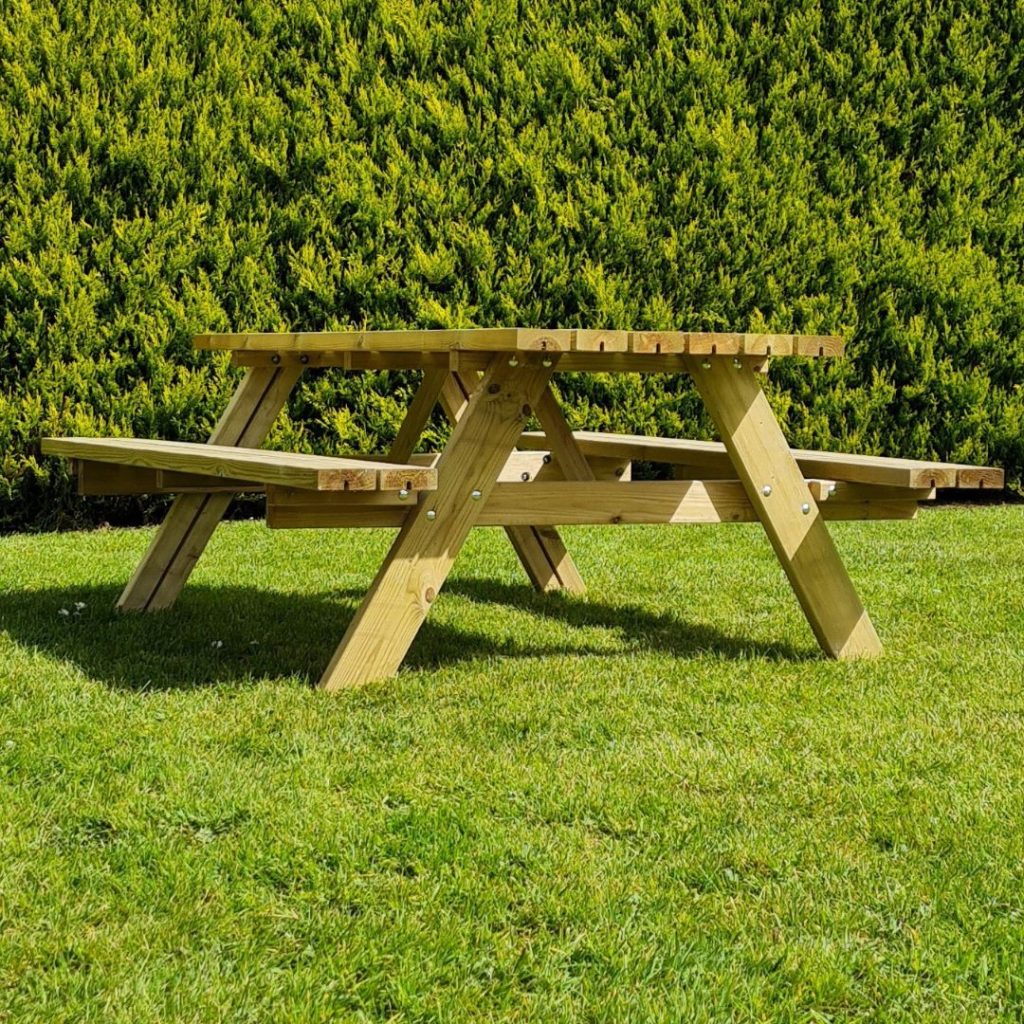 Heavy Duty Picnic Table 1.8 Length - Hennessy Outdoors