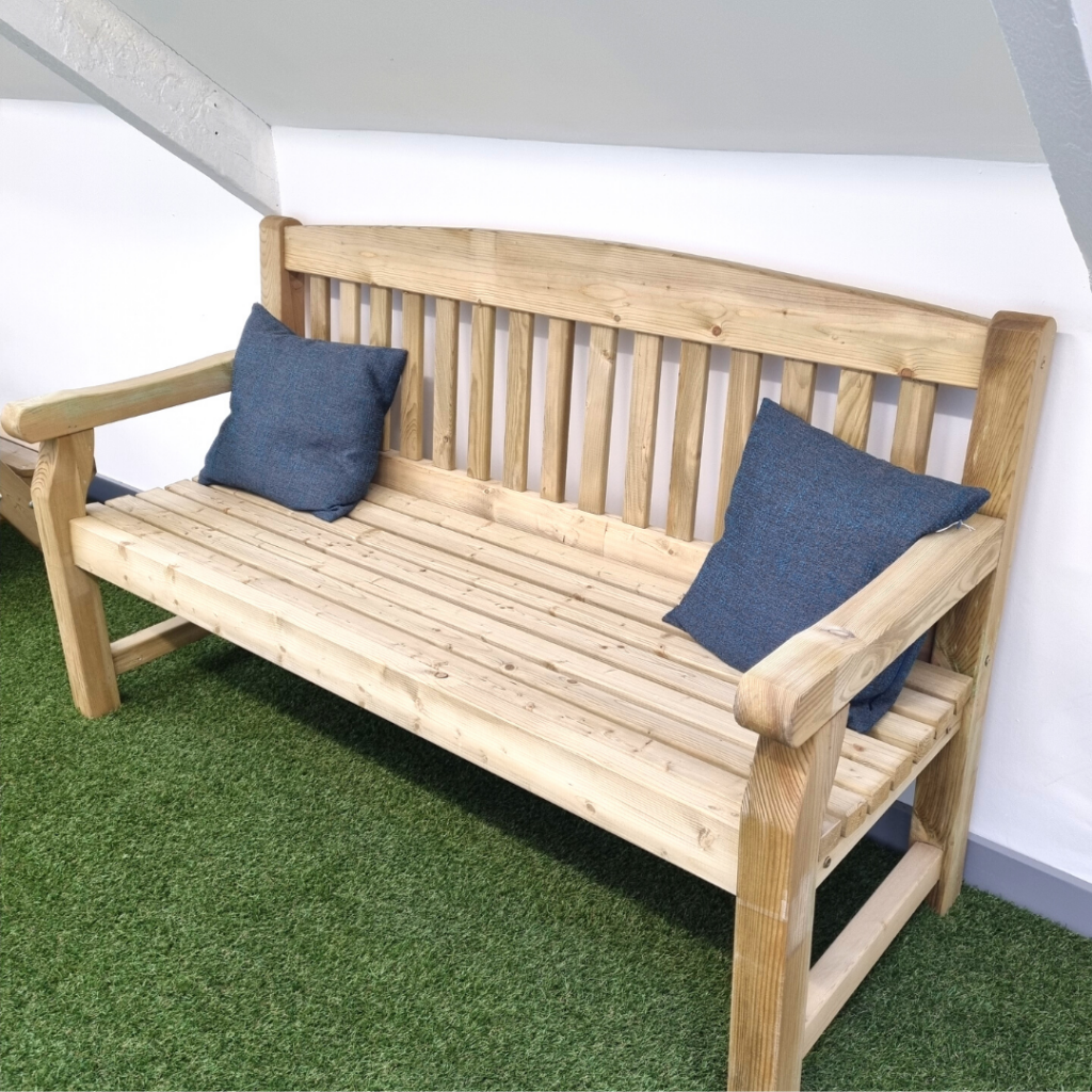 3 Seater Premium Garden Bench (5 Ft 5) - Hennessy Outdoors