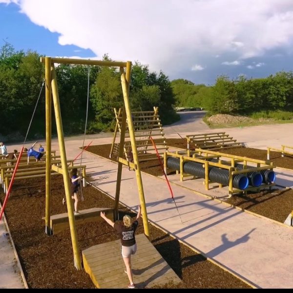 Timber Panel Maze - Hennessy Outdoors