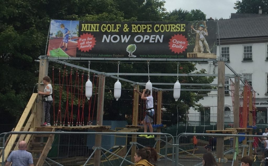 Mobile Rope Courses - Hennessy Outdoors