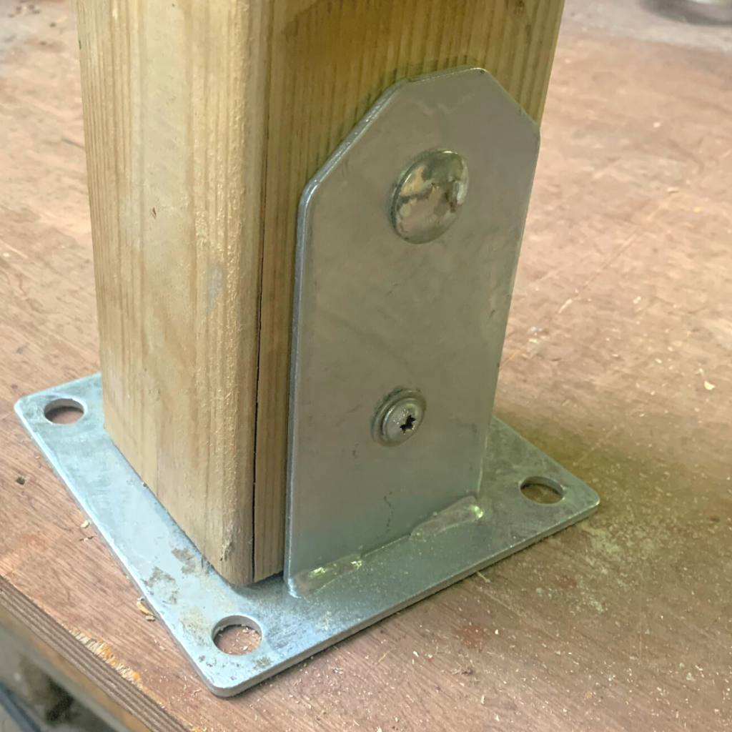 Galvanised Post Brackets 100mm x 100mm - Hennessy Outdoors