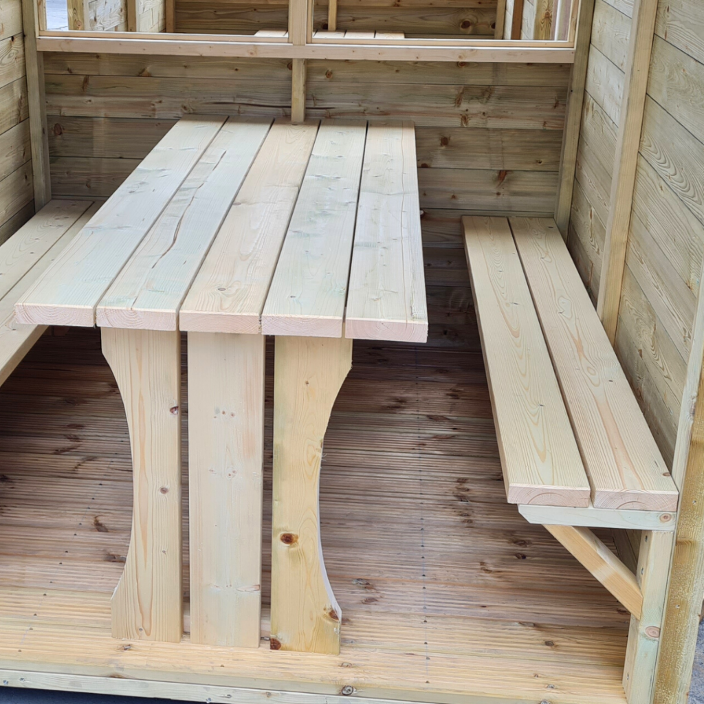 Outdoor Dining Pods - Hennessy Outdoors